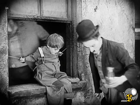 فیلم سینمایی پسر بچه ۱۹۲۱ دوبله فارسی فیلو