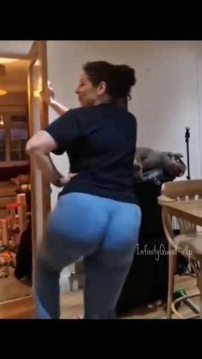 Pretty Girl Fart In Leggings Shorts Shortsfeed Girlfart Youtube