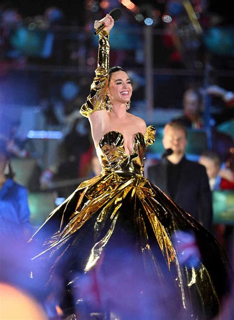 Katy Perrys 45 Most Iconic Looks Of All Time