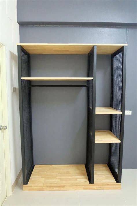 34 ไอเดีย “ตู้เสื้อผ้าสไตล์ลอฟท์” เฟอร์นิเจอร์สวยจากโครงเหล็กและงานไม้ แต่งห้องนอนได้ทุกสไตล์