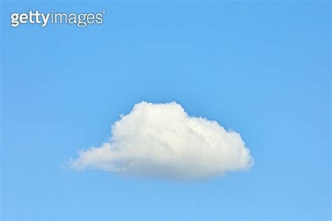 백그라운드 주제 합성용백그라운드 구름 구름풍경 하늘풍경 뭉게구름 풍경 컨셉 이미지 Jv13048240 게티이미지뱅크