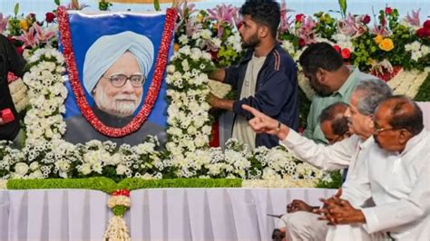 Manmohan Singh Rip बैंगलोर विश्वविद्यालय ने एमबीए परीक्षा स्थगित की Pm Manmohan Singh Rip