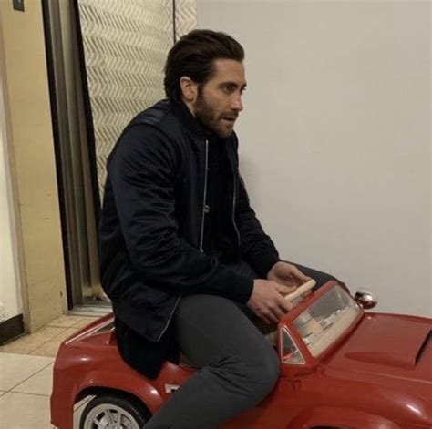 Jake Gyllenhaal Artofit