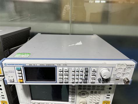 로드 앤 슈워츠 Sma100a Rf 아날로그 신호 생성기 9khz에서 6ghz 마이크로파 신호 생성기