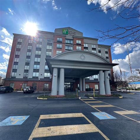 Holiday Inn Express And Suites Wilson Downtown By Ihg Updated 2026