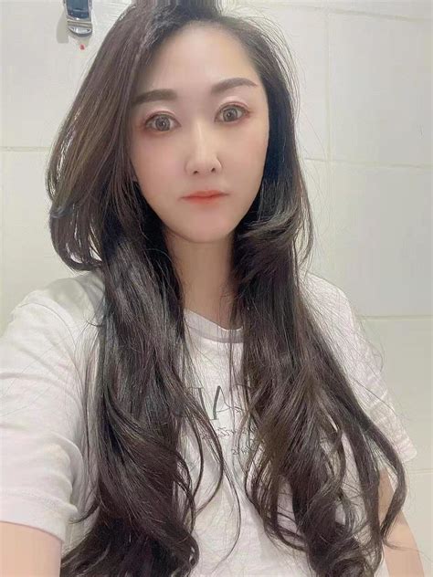 Hot Lisa Sexy Malaysian Escort In Doha