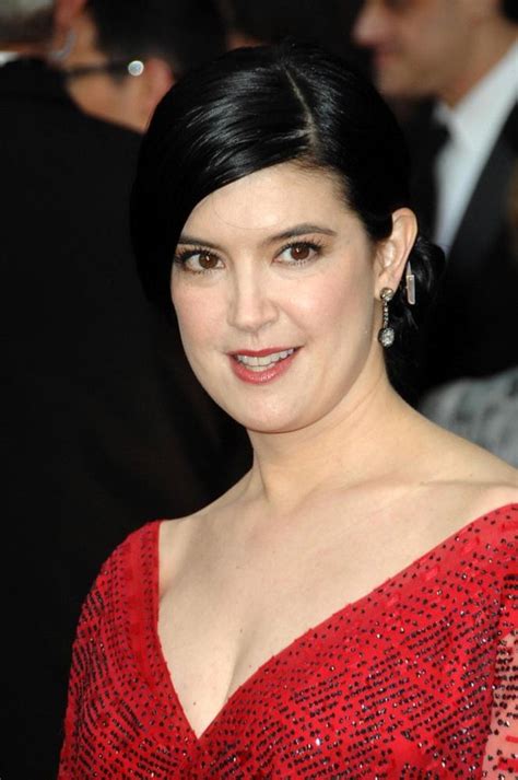 Phoebe Cates Photos Current