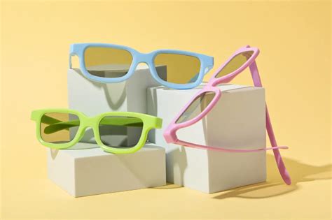 Neutral With Pop 2024 Hottest Eyewear Color Trends Lookeronline