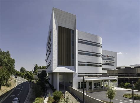 New 200000 Square Foot Patient Tower Opens At Providence Cedars Sinai