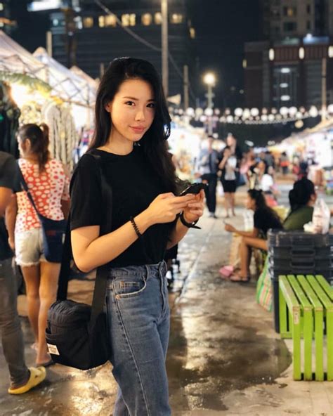 Beautiful R Prettyasiangirls