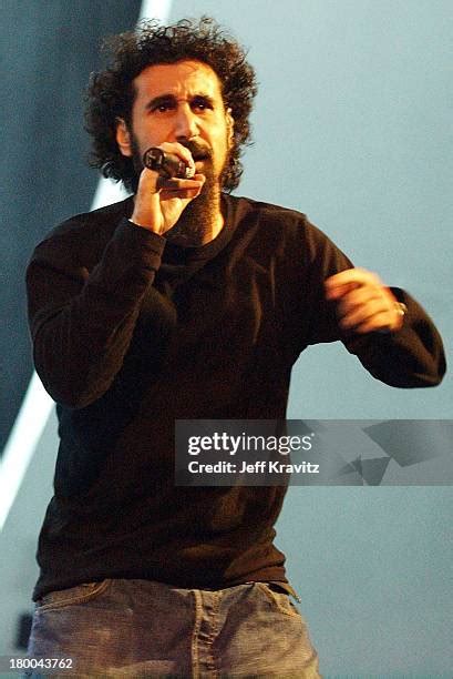 279 Serj Tankian 2002 Photos And High Res Pictures Getty Images