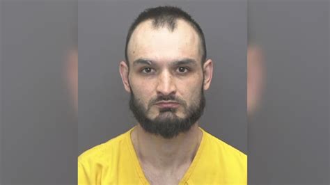 Epd Victim Forced To Strip Naked At Gunpoint During Robbery