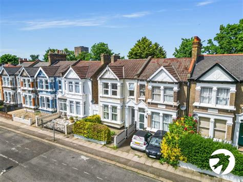 Ringstead Road London Se6 4 Bed End Of Terrace House £2 750 Pcm £