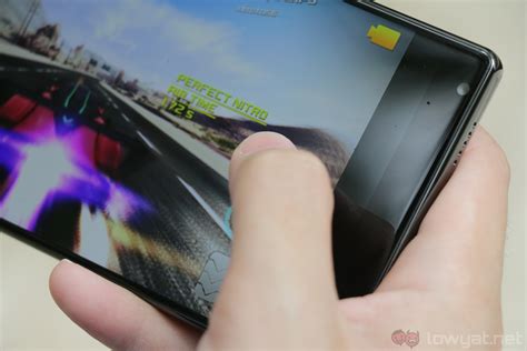 Xiaomi Mi Mix Review Sleek Surreal The Future Of Smartphones Lowyat Net