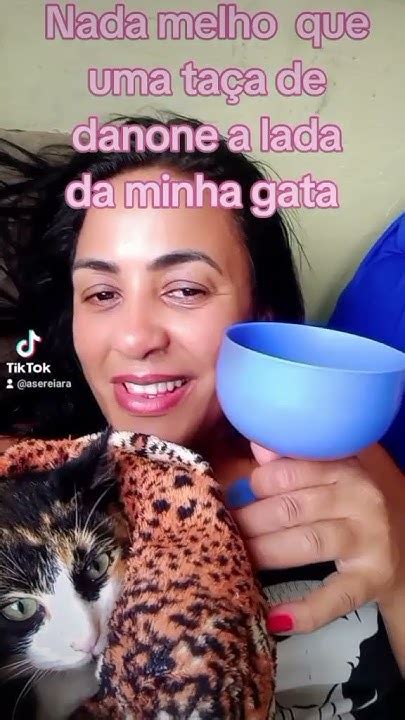 E Pra Finalizar Meu Dia Nada Melhor Que Uma Taça De Danone Ao Lada Da