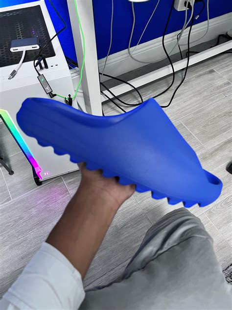 Best Yeezy Slides Images On Pholder Yeezys Repsneakers And Fashion Reps