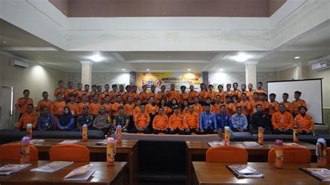 Basarnas Mamuju Gelar Pelatihan Teknis Pertolongan Di Medan Ketinggian Rakyat Sulsel