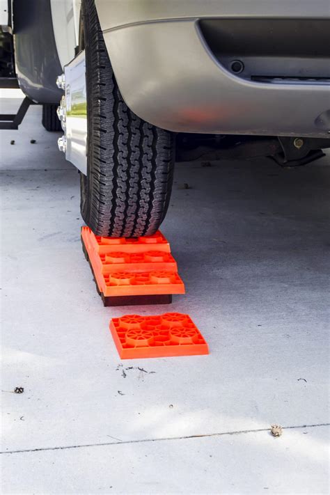 Key Tips How Important Is Leveling Your RV For Stability Habitatista