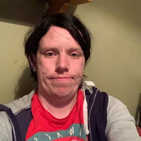 Killian Moore Killian1109 • Threads Say More