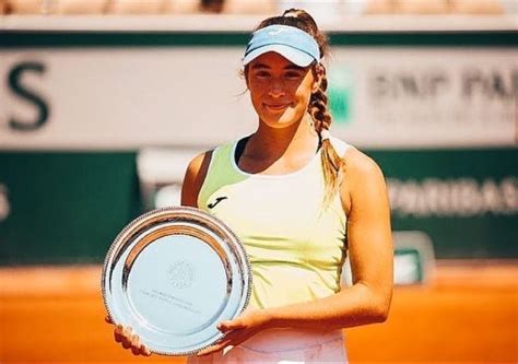 Nadia Persa Tennis Coach En Linkedin Solana Sierra Jugadora De