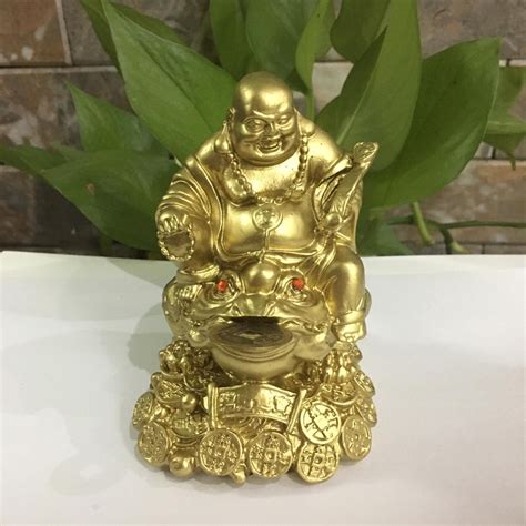 Phật Di Lặc Cưỡi Cóc Ngậm Tiền Cao 12 Cm Màu Vàng Sơn đồngmang ý Nghĩa