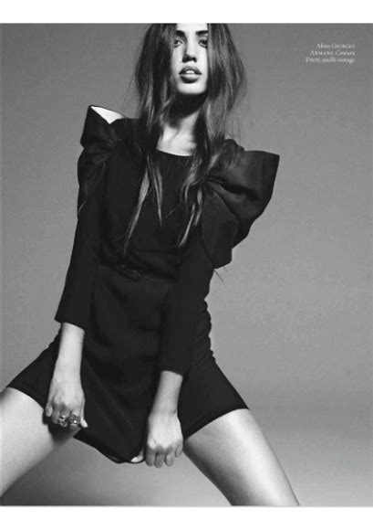 Iamwhycow AWKWARD Modeling Poses