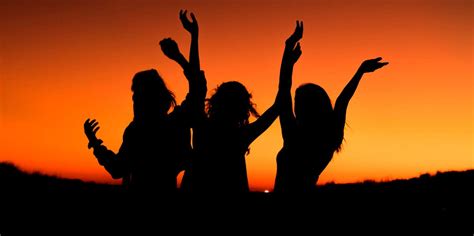 The Female Body Type Men Never Forget Based On Waist To Hip Ratio