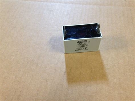 7 5uf X 440vac Rectangle Capacitor 50 60 Surplus City