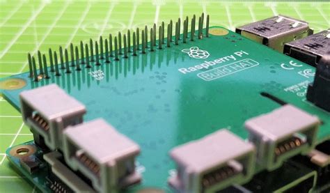 How To Use Raspberry Pi Build HAT Create A Color Sensing Rig Tom S Hardware