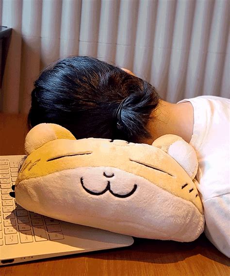 추억의 햄스터 쿠션 인형 레트로 귀여운 베개 친구 조카 생일 선물 학교 낮잠 점심시간 쉬는시간 학생 직장인 공부 [cismas] 에이블리