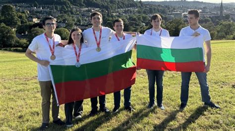 Пет медала спечелиха българските ученици на Международна олимпиада по математика Nova