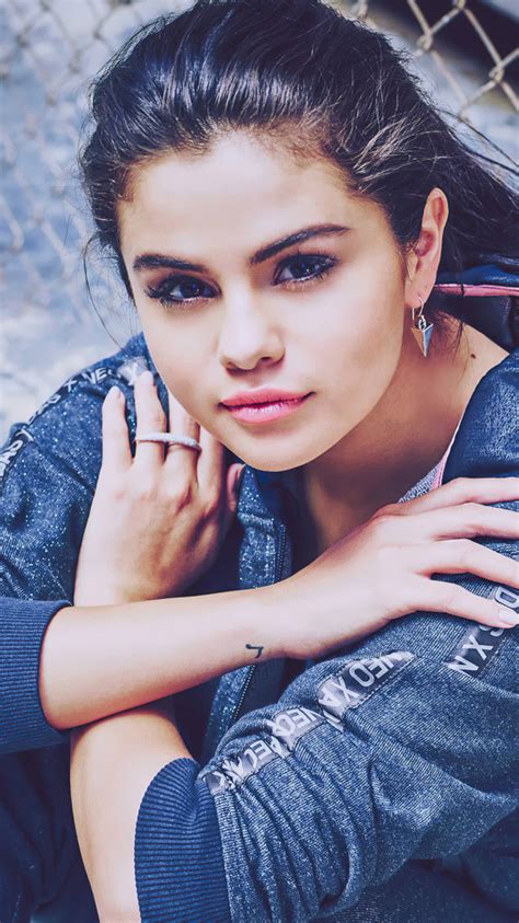 Selena Gomez Wallpapers WallpaperSafari