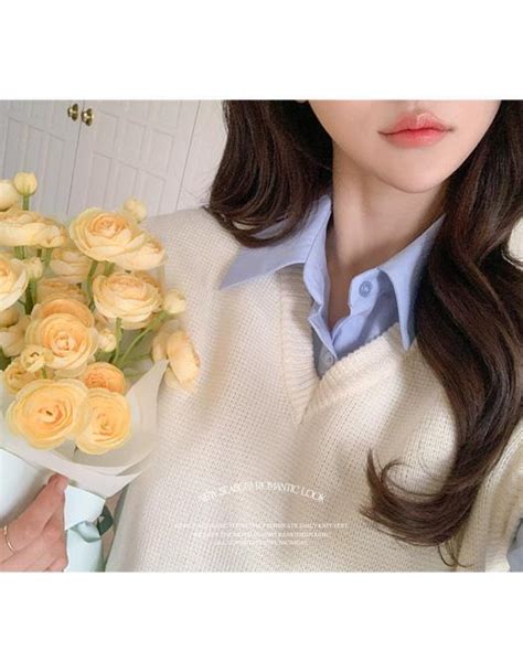 리썸데이 리베라 브이 니트 조끼 3color 세미크롭레이어드봄여름가을간절기심플베이직러블리데이트출근룩데일리룩벚꽃