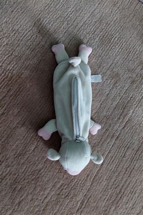 Пенал — ціна 35 грн у каталозі Пенали Купити товари для дому та побуту за доступною ціною на