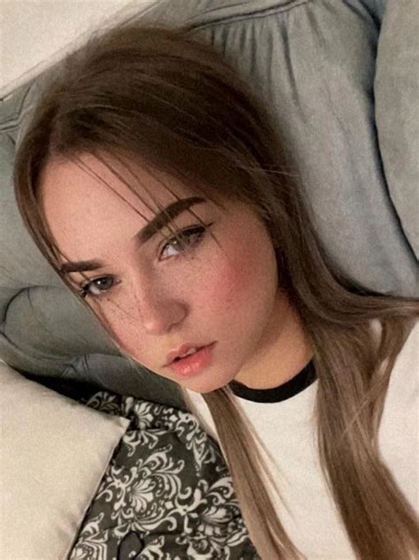 Alexa Barkley Alexabarkley Cam Free Live Nude Sex Show And Chat Camsoda