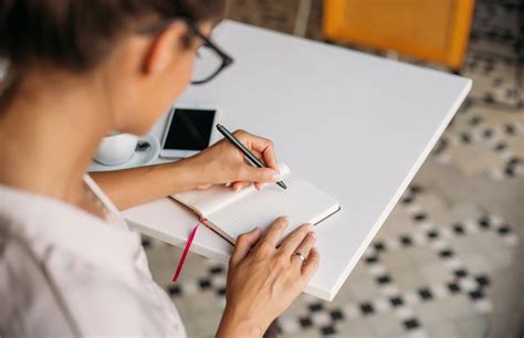 The Easiest Way To Calculate Your Salary Requirements Career Contessa