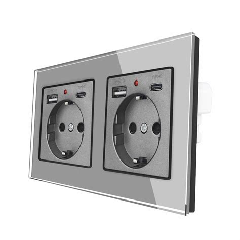 Розетка электрическая двойная с Usb и Type C входами в стандартный
