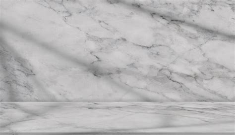 스튜디오 배경 벽 배경에 그림자 선이 있는 대리석 화강암 질감 빈 흰색 천연 대리석 바닥에 추상적인 조명이 있는 회색 스튜디오 룸 제품 프레젠테이션을 위한 고급 배경