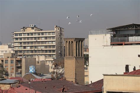 تهرانی های قدیمی با این ترفند از گرمای تابستان فرار می کردندعکس