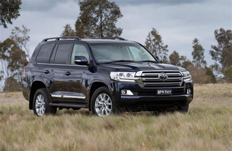 Toyota Revela O Novo Land Cruiser