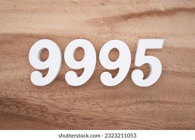 Number 9995 8 Images Photos De Stock Objets 3d Et Images
