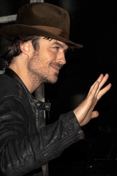 《吸血鬼日记》ian Somerhalder最新巴黎街 高清图片，堆糖，美图壁纸兴趣社区