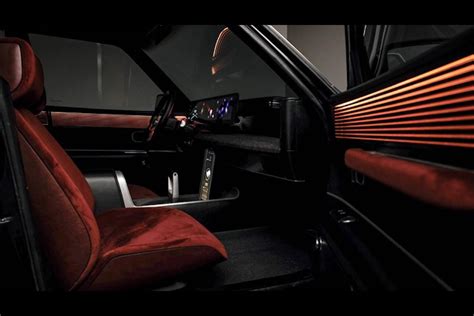 Hyundai Grandeur Gets Retro Electric Reboot Au
