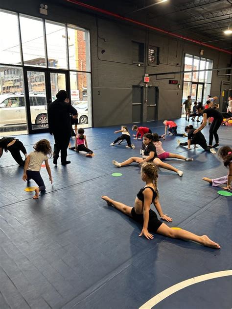 Смешарики на воздушном шарике