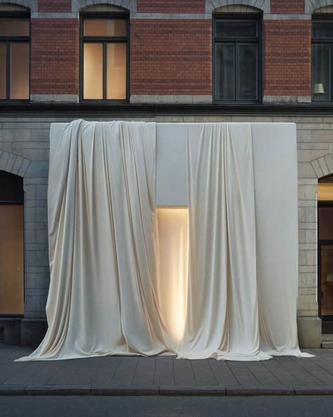 Fabric Draping Techniques