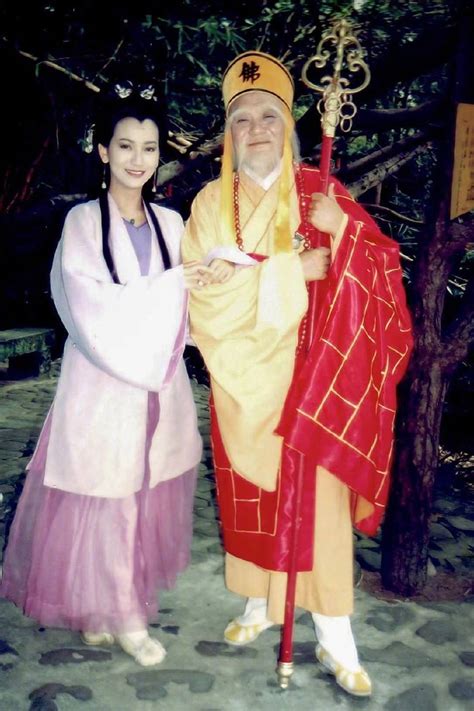 《新白娘子传奇》播出30年 赵雅芝晒幕后照忆法海 搜狐大视野 搜狐新闻