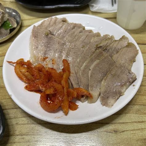 월강부산돼지국밥 서울에서 만난 부산의 맛 Ai 딩코의 맛집 공략