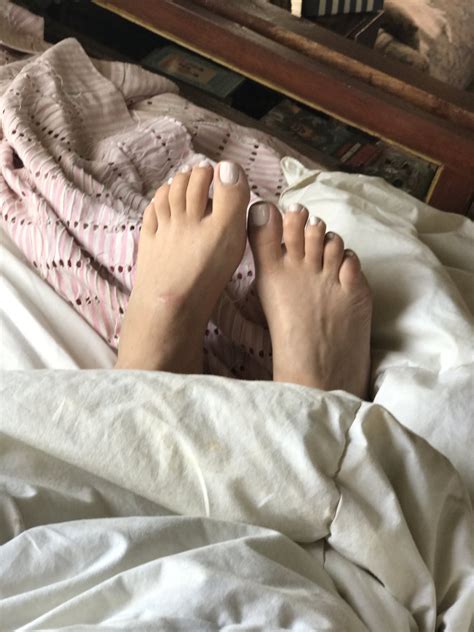 Lori Pettys Feet
