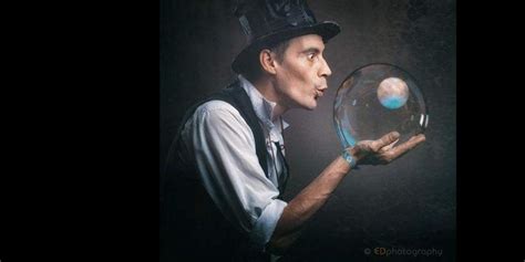 Le Passant Boeken Viking Entertainment