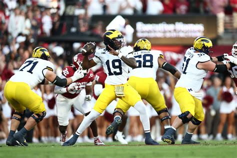 What Caused Bryce Underwood And Justice Haynes Sideline Fight